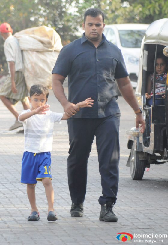 Aamir Khan's Youngest munchkin Azad Rao Goes for a Stroll