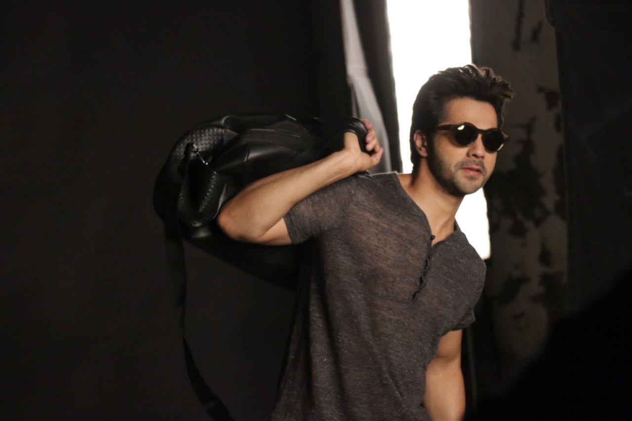 BTS PHOTOS! Check Out The Never Seen Before Look Of Varun Dhawan