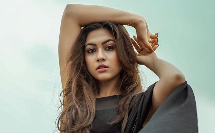 Actress Reem Shaikh On Her Music Video 'Yaad Ayega': "You Don't Get To ...