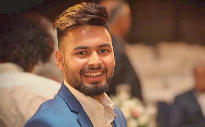 Rishabh Pant Singing Spiderman Spiderman During The Match Goes Viral