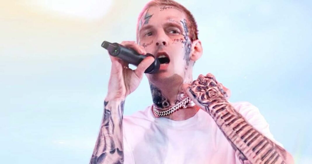 Backstreet Boys Pay Tribute To Aaron Carter: "He Was A Part Of Our Family"