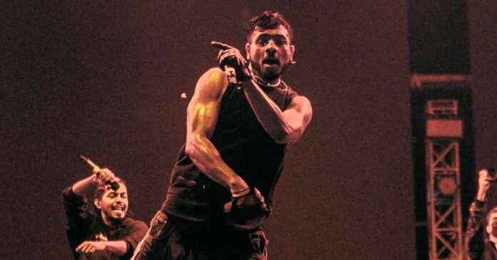 Maan Meri Jaan Rapper King Is All Set To Share The Stage With Travis ...