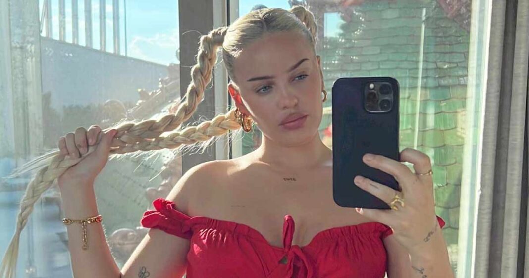 Rockabye Singer Anne Marie Spotted In Mumbai Post Her ISKCON Temple Darshan In A Loose Tee ...