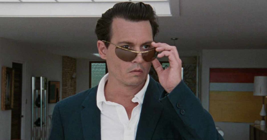 Johnny Depp Bought 14 Homes With $75 Million & Spent $18 Million To Buy ...