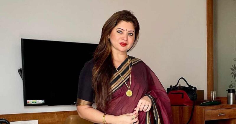 Marathi Actress, Shiv Sena's Deepali Sayed Accuses Ex-Aide Of Death Threats, Defamation!