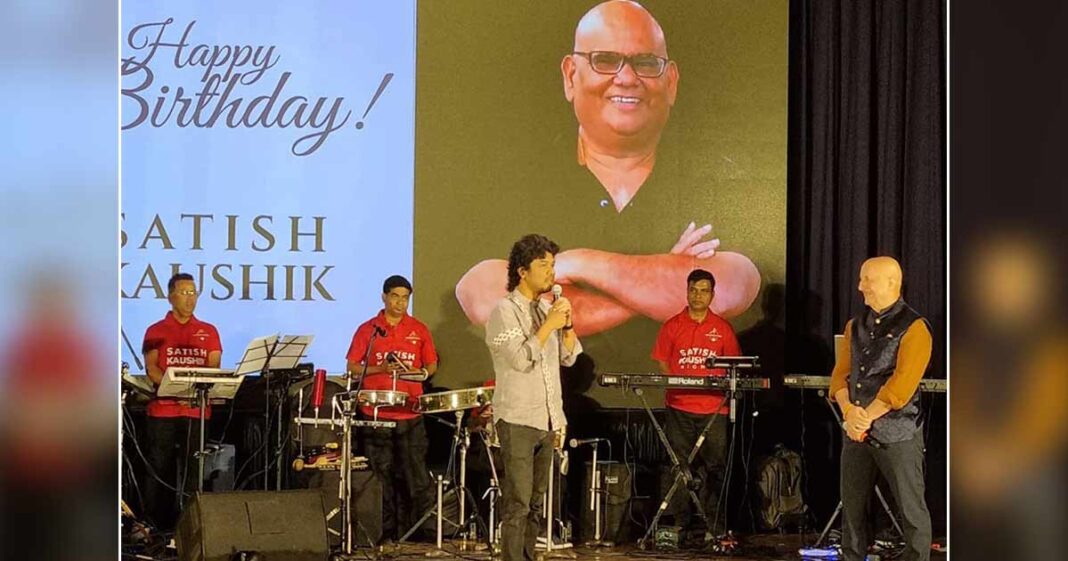 Satish Kaushik Birth Anniversary: Singer Papon Sings For The Late Actor ...