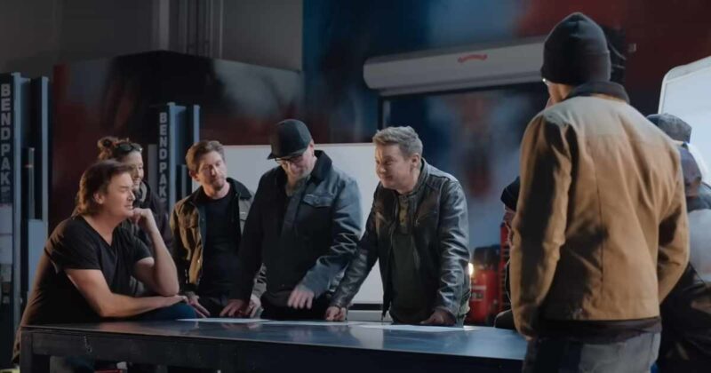 Rennervations Review: Jeremy Renner Is Indeed A Shining Robin Hood, But ...