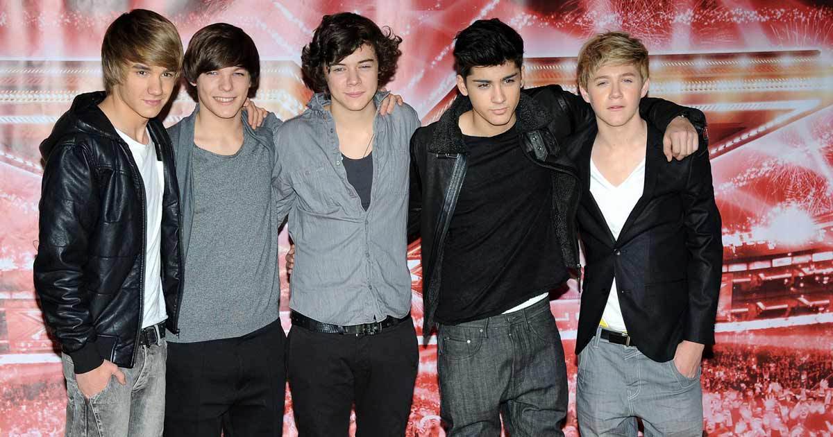 Zayn And Liam Holding Hands