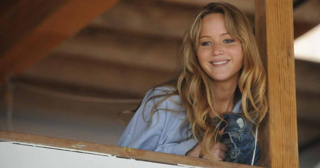 Jennifer Lawrence Dons The Hottest Blazer Dress Of This Season With A ...