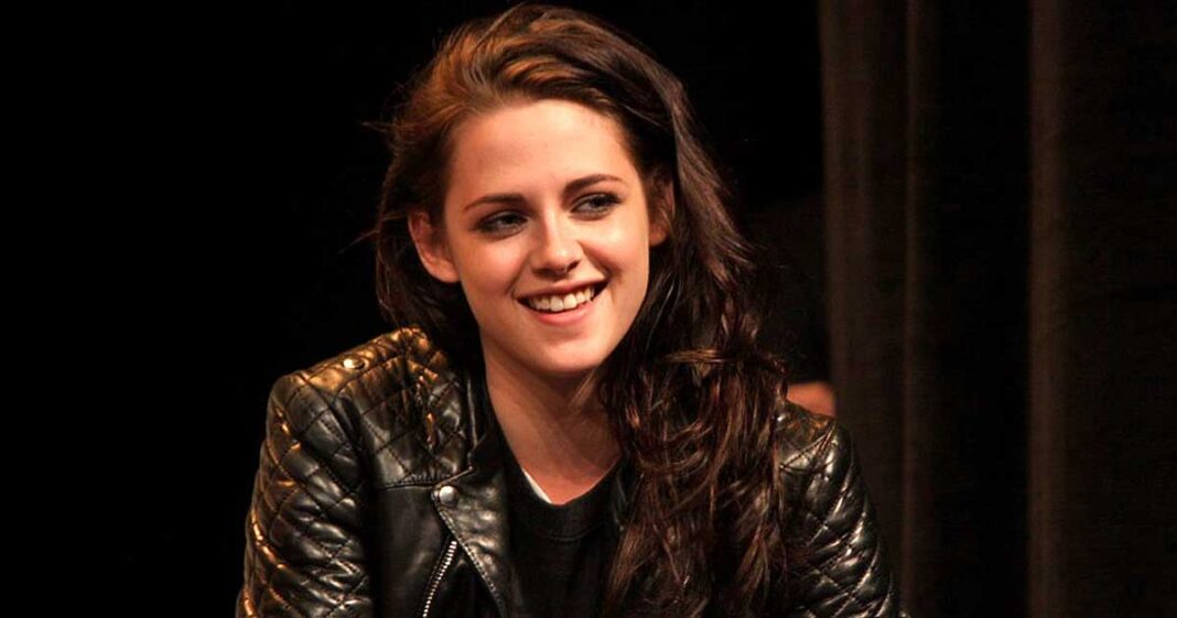 When Kristen Stewart Made Black Look Hotter Owing To Her Sultry Curves ...