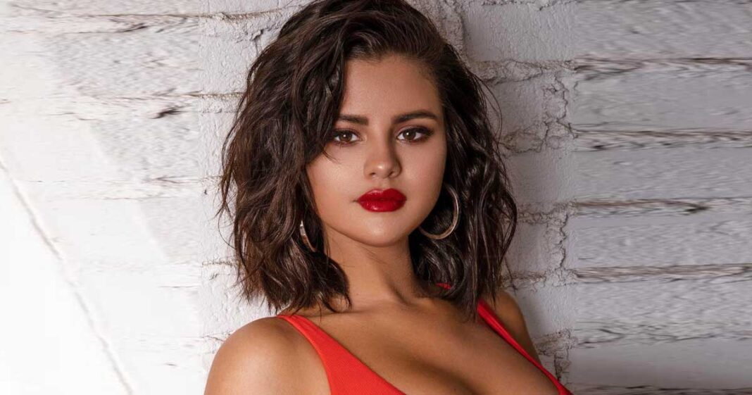 When Selena Gomez In An Off-Shoulder Cleav*ge Showing Wet Gown Sizzled In The Water Making Her ...