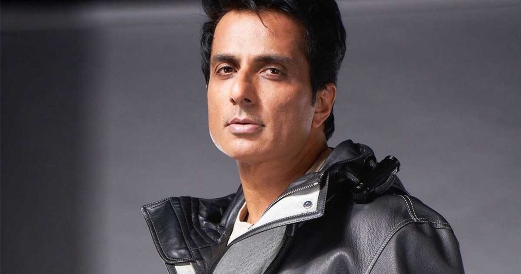 Sonu Sood Helps A 65-Year-Old To Clear His 12 Lakh Debt In Bihar ...
