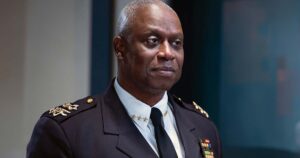 'Brooklyn Nine-Nine' Star Andre Braugher aka Captain Ray Holt, Passes ...