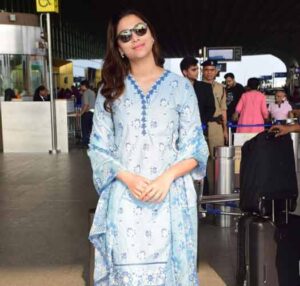 Alia Bhatt & Kriti Sanon's Poo Bani Parvati Transformation Is Legit ...