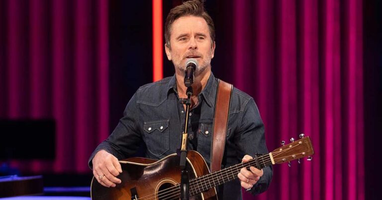 Charles Esten Joins Outer Banks Season 4 Set Following His Character’s ...