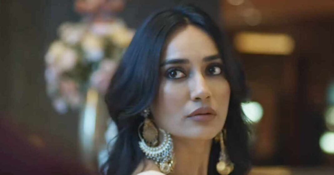 Gunaah S1 Ep 1 Review: Surbhi Jyoti Might Be The Begum But Zayn Ibad ...