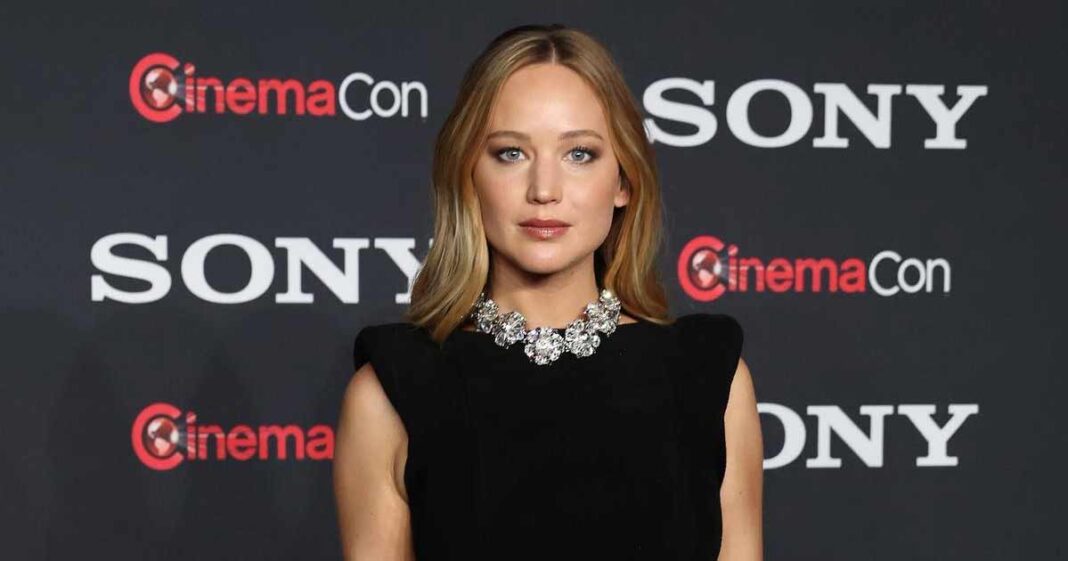 Jennifer Lawrence Was Called Ugly & Got Dumped As A Model?