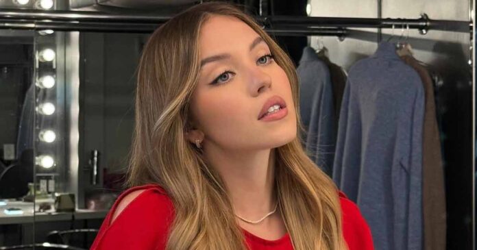 Sydney Sweeney's Cold Encounter With Ex-Fiancé Jonathan Davino Sparks ...