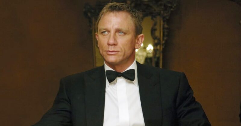 When Daniel Craig Tore Through 20 Suits For An Action Sequence In This ...