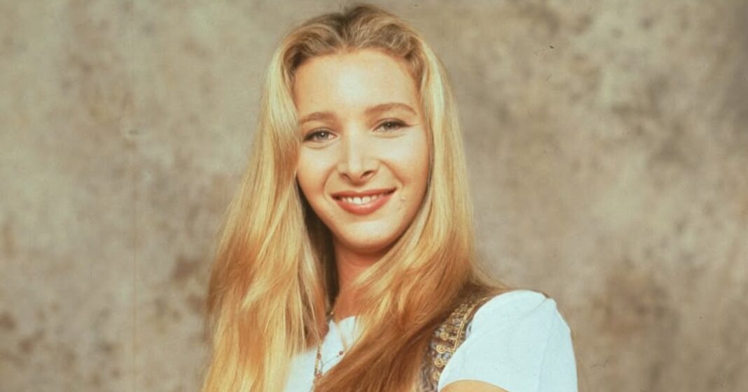 FRIENDS: Why Phoebe Was The Most Grounded Character In The Show & Why ...