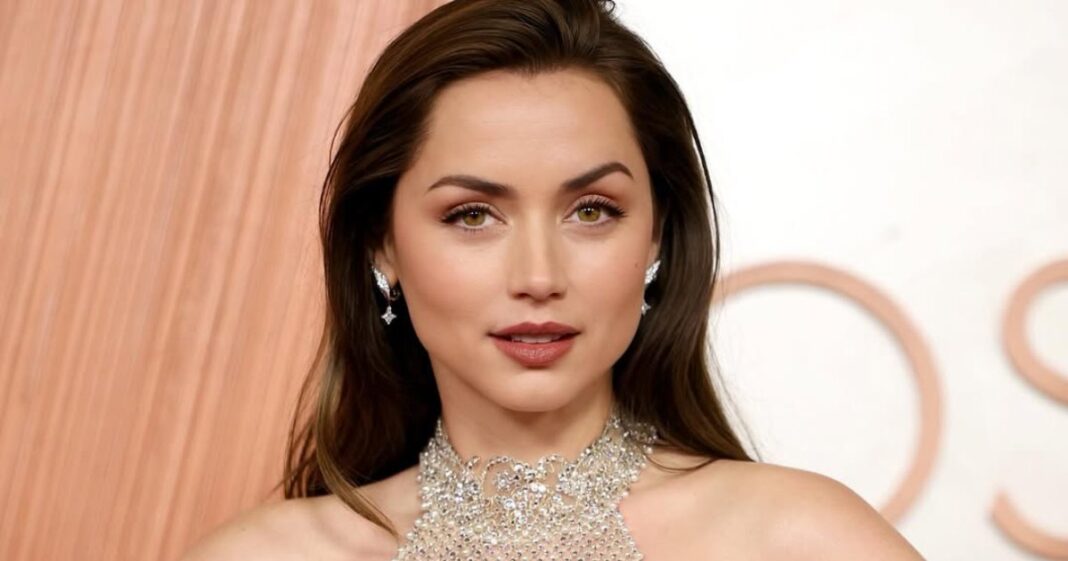 Ana de Armas Shells Out Sultry Goddess Vibes In A Pastel Body-Hugging ...